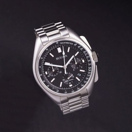 Bulova: A Gentlemen's Wristwatch 'Apollo 15 Lunar Pilot'