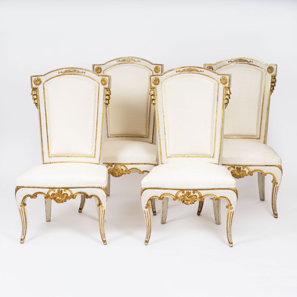 A Set of 4 Louis XVI Chairs [104582]